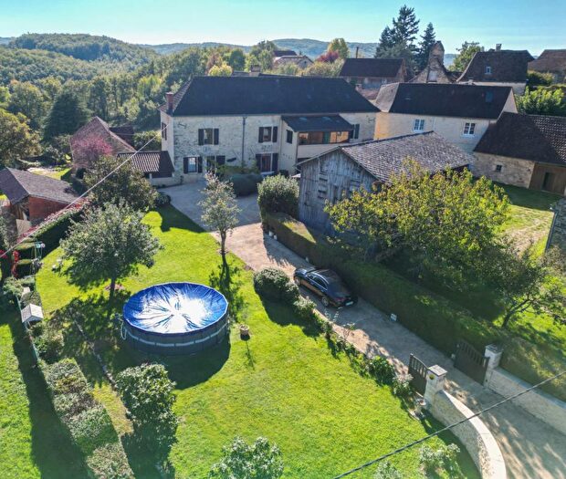 Maison à vendre - Gourdon - 9 pièces - 5 chambres