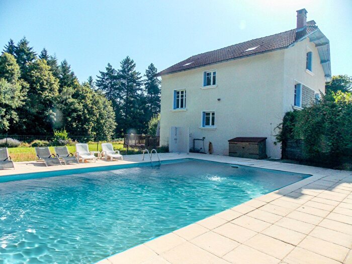 Maisonnais-sur-Tardoire - Maison 9 pièces à vendre