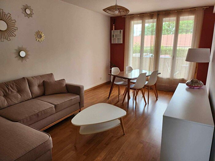 Appartement 3 pièces à louer - Emeraude, Longjumeau