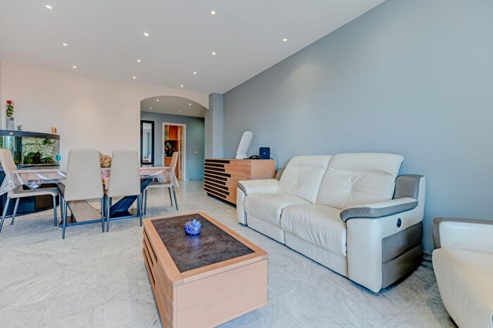 Nice, Fabron : Appartement 4 pièces à vendre