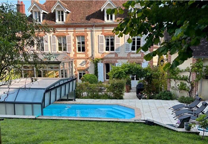 Maison à vendre - LAigle - 8 pièces - 4 chambres