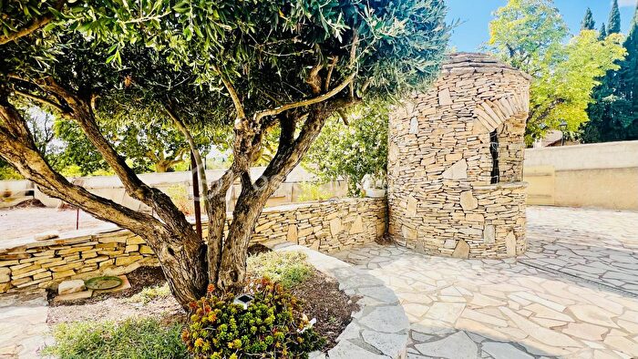 Maison à vendre - Narbonne, Bourg - 12 pièces - 6 chambres