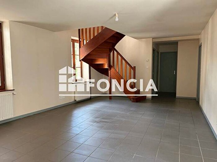 Appartement à louer - Châtillon-sur-Loire - 4 pièces - 2 chambres