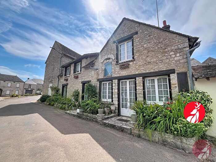 Maison 5 pièces à vendre - Yèvre-la-Ville