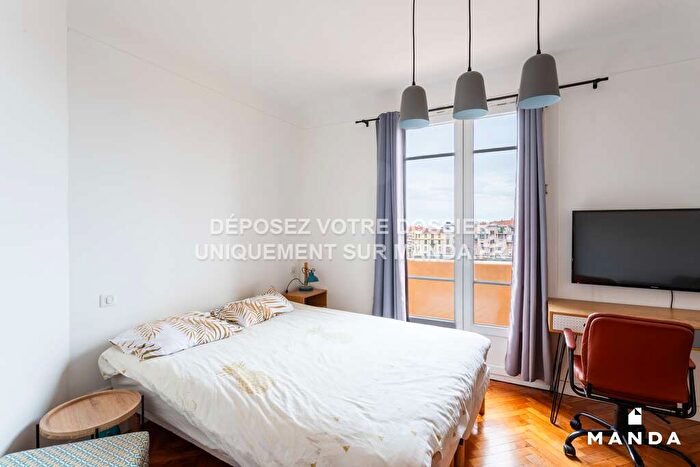 Appartement 5 pièces à Nice, Parc Impérial, Le Piol, à louer