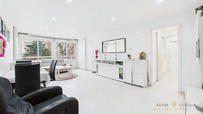 Appartement à vendre - Corbeil-Essonnes, Tarterêts - 3 pièces - 2 chambres