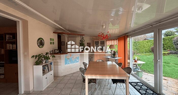 Maison à vendre - Cholet, Bretagne - 6 pièces - 3 chambres