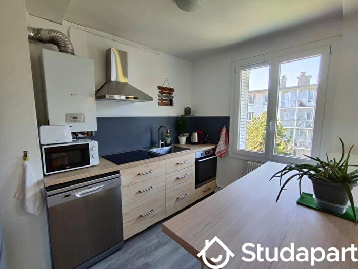 Appartement à louer - Abbaye, Grenoble - 1 pièce - 2 chambres