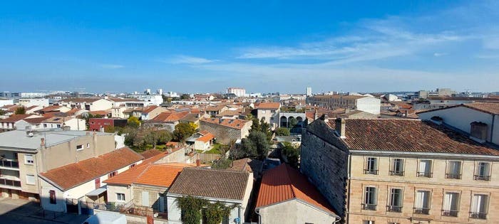 Grand Parc, Bordeaux : Appartement 3 pièces à louer