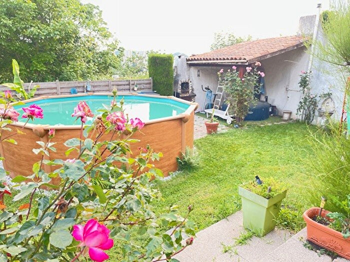 Maison à vendre - Saint-Jean-Bonnefonds - 7 pièces - 4 chambres