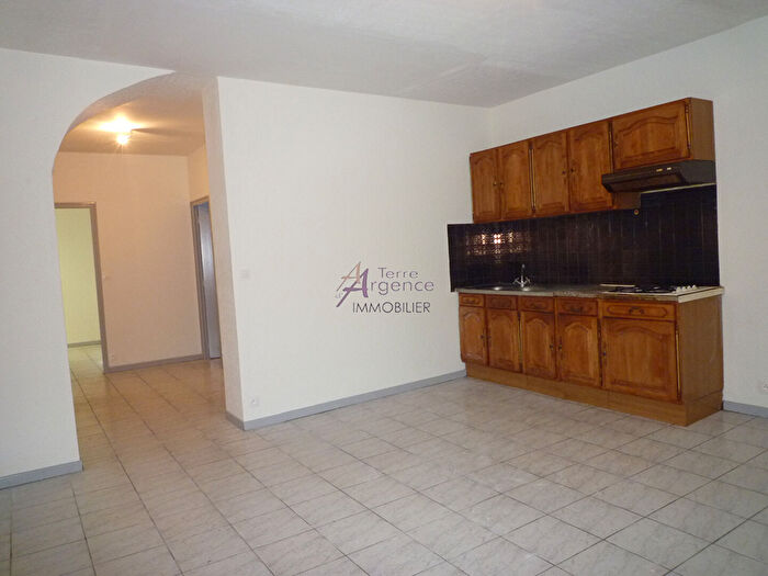 Beaucaire, Centre-ville - Appartement 2 pièces à louer