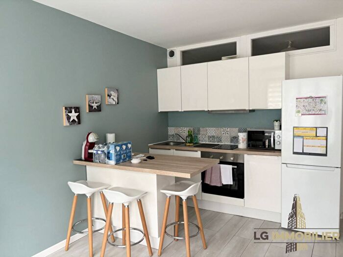 Appartement à louer - Amiens - 2 pièces - 1 chambre