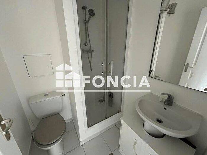 Appartement à louer - Jean Allemane-Aristide Briand, Savigny-sur-Orge - 1 pièce