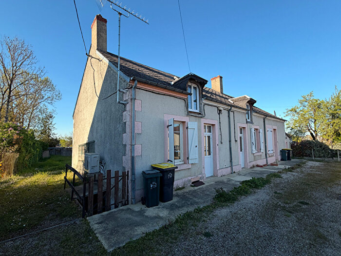 Maison 7 pièces à La Chapelle-Saint-Ursin, à vendre