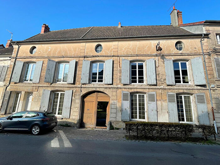 Maison à vendre - Bussières - 13 pièces - 10 chambres