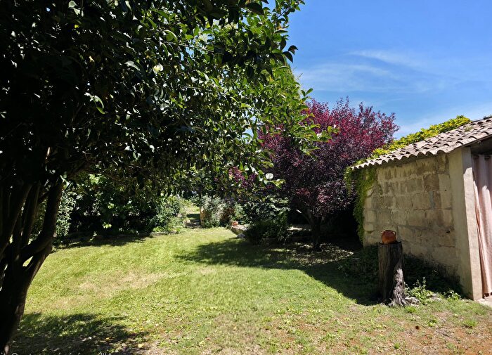 Maison 9 pièces à Congénies, à vendre