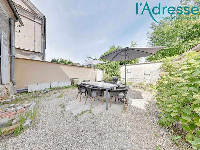 Maison 6 pièces à Lagny-sur-Marne, Tassigny, Leclerc, à vendre