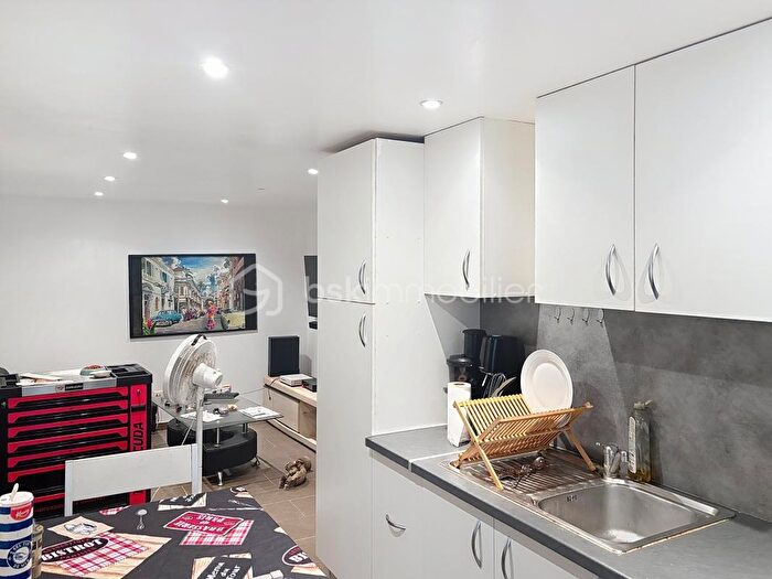 Appartement à vendre - Draguignan, Centre-ville historique - 2 pièces - 1 chambre