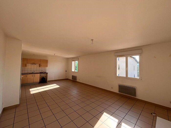 Reventin-Vaugris : Appartement 3 pièces à louer