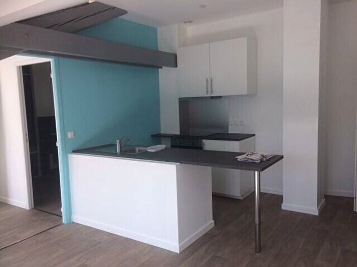 Appartement à louer - Badouillère-Saint Roch-Valbenoîte, Saint-Étienne - 2 pièces