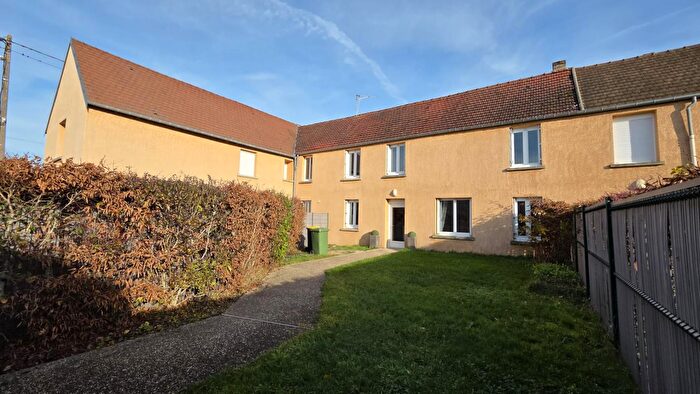 Maison à vendre - Longnes - 6 pièces - 3 chambres