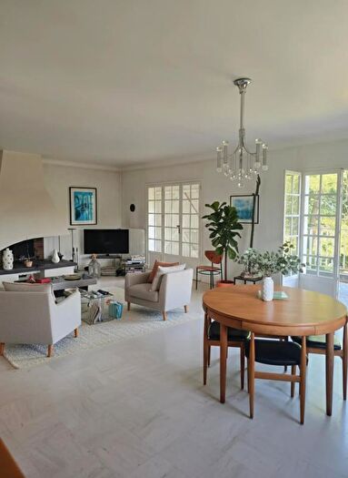 Maison à vendre - Saint-Hilaire-Saint-Florent, Saint-Hilaire - 8 pièces - 5 chambres