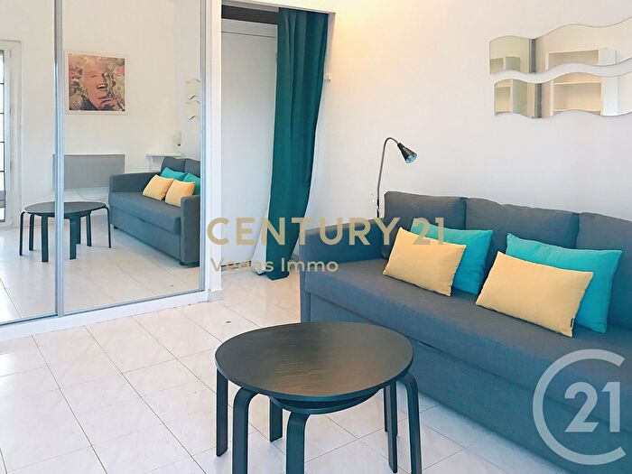 Appartement à louer - Fabrègues - 1 pièce