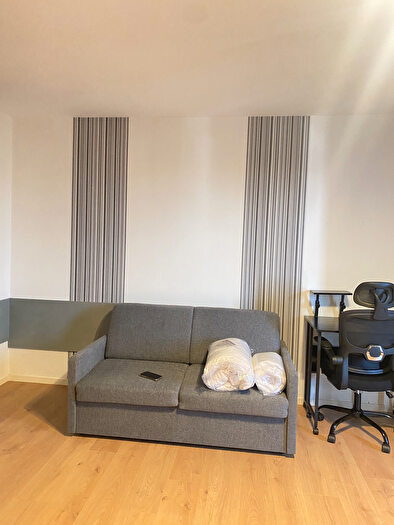 Appartement à louer - Sens, Faubourg Saint-Didier, Clos-Le-Roi - 1 pièce