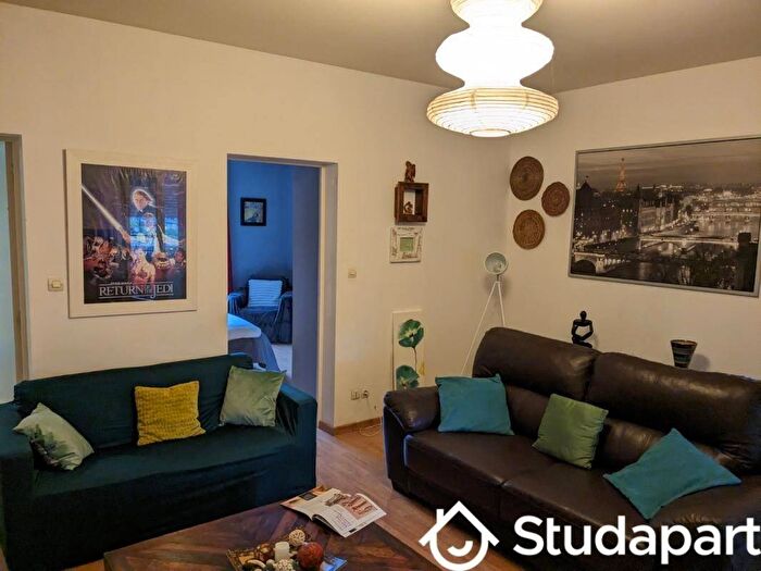 Appartement à louer - Vassaules-Tauxelles, Troyes - 1 pièce - 1 chambre