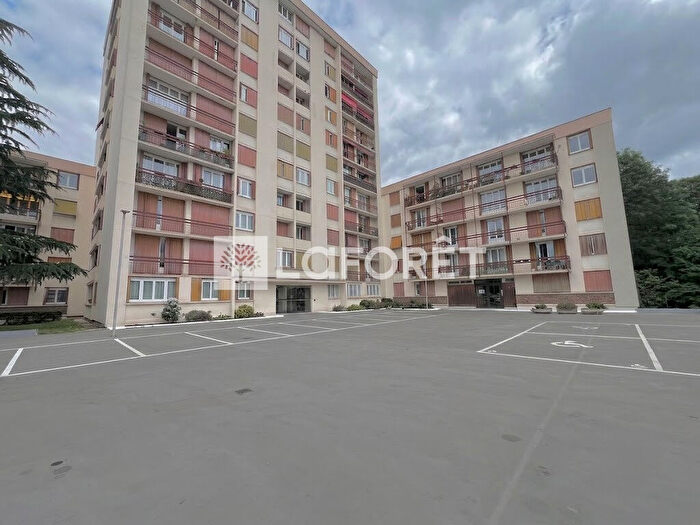 Saint-Ouen-l'Aumône, Centre-ville, Prairie : Appartement 4 pièces à vendre