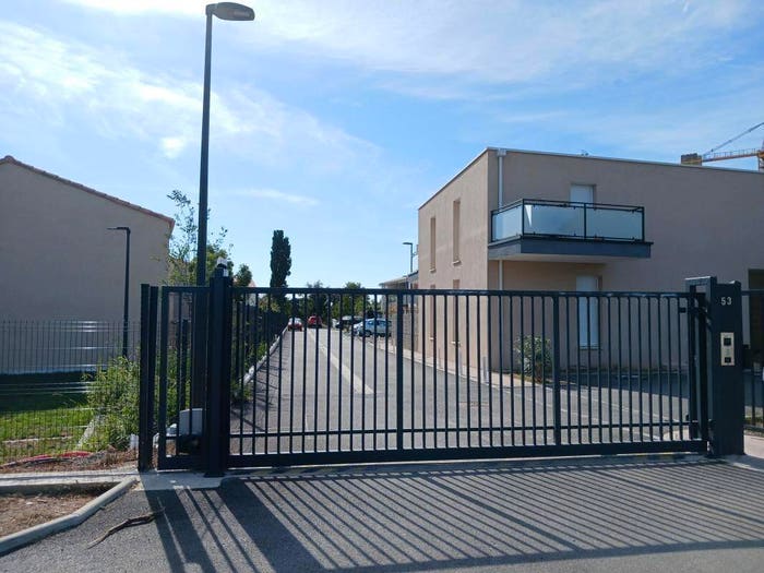 ZI Le Tubé-La Bayanne, Istres - Appartement 2 pièces à louer
