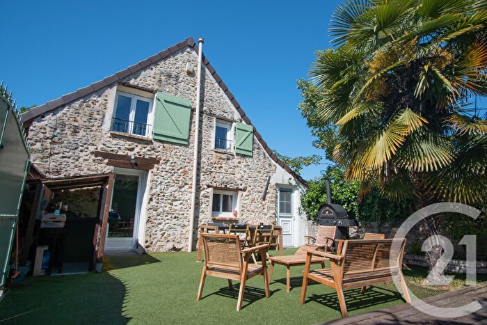 Maison 4 pièces à Houlbec-Cocherel, à vendre