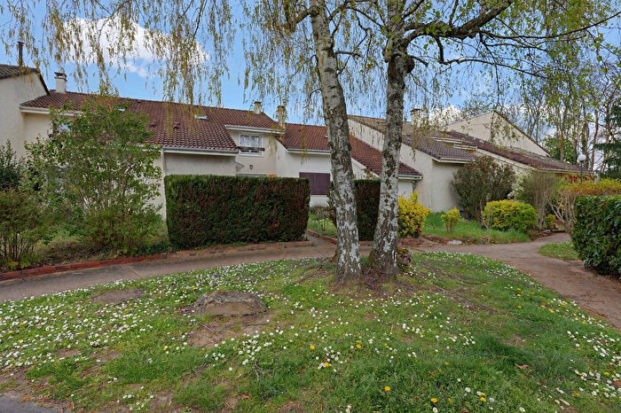 Maison à vendre - Yerres, Grosbois, Sablière, Mare-Armée - 5 pièces - 3 chambres