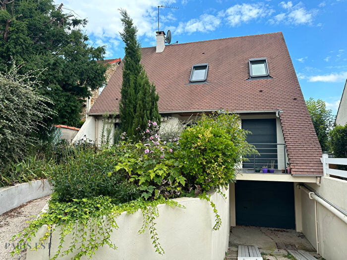 Maison à vendre - Neuilly-Plaisance, Bel Air, Clémenceau, Carnot - 4 pièces - 2 chambres