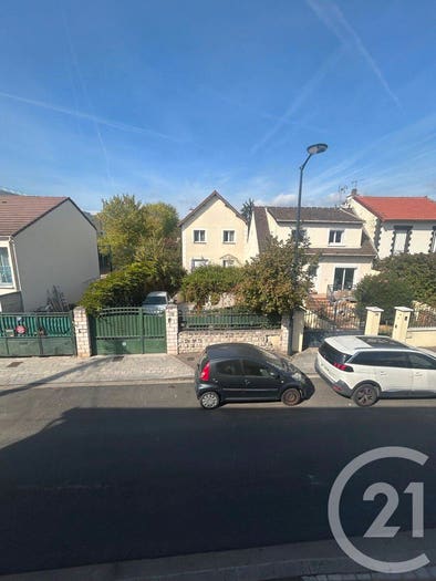 Appartement 4 pièces à louer à Colombes