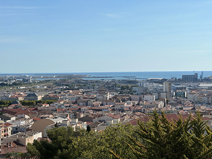 Maison à vendre - Sète, Saint-Clair - 5 pièces - 4 chambres