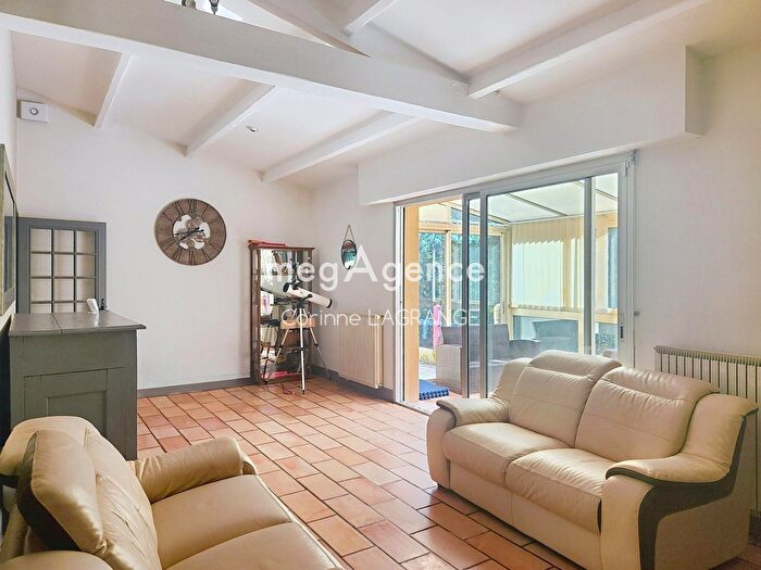 Maison à vendre - Trélissac - 5 pièces - 4 chambres