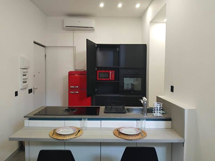 Appartement à louer - Marseille ème arrondissement - 1 pièce