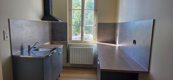 Maison 2 pièces à louer à Lubersac