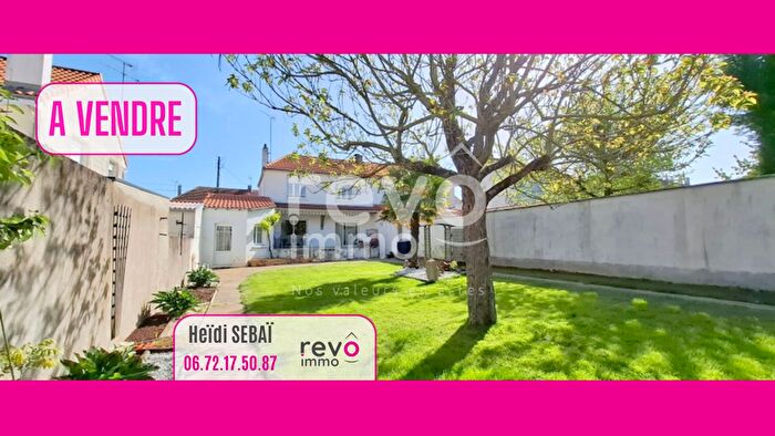Maison à vendre - Le May-sur-Èvre - 5 pièces - 3 chambres