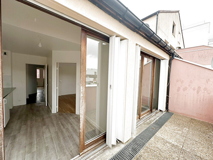 Appartement à vendre - Évry, Les Aunettes - 3 pièces - 2 chambres