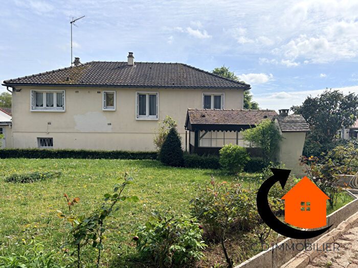 Maison à vendre - Fontaine-la-Guyon - 5 pièces - 4 chambres