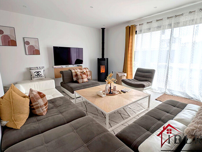 Maison à vendre - Oyonnax, Belmont - 4 pièces - 3 chambres