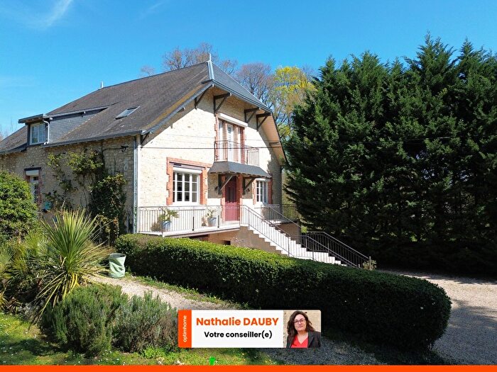 Maison à vendre - Ruffec - 7 pièces - 5 chambres