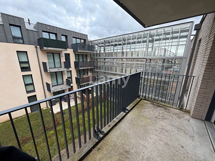 Appartement à louer - Est, Gouvieux - 2 pièces