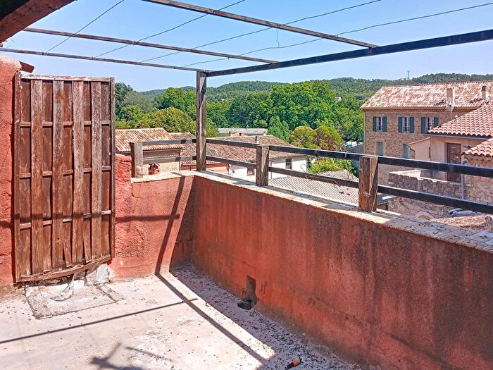 Le Val - Appartement 4 pièces à louer