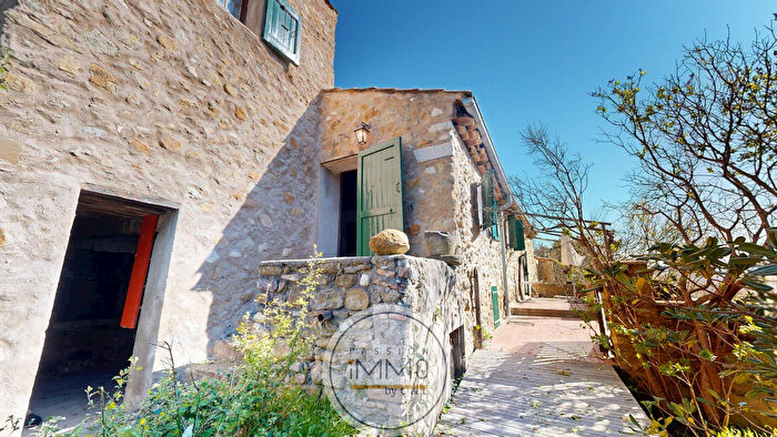Montfort - Maison 8 pièces à vendre