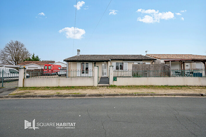 Maison à vendre - Carbon-Blanc - 4 pièces - 3 chambres