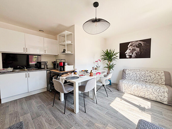 Appartement à vendre - Amiens, Saint-Anne, Fb Noyon - 2 pièces - 1 chambre