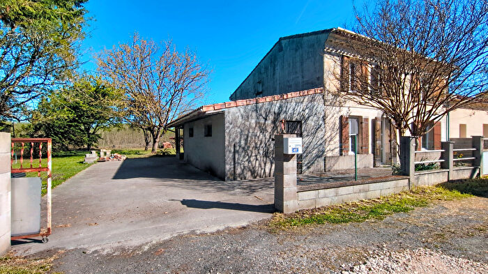 Maison à vendre - Ambès - 5 pièces - 3 chambres